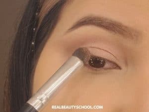How to Look Pretty on a Date - First Date Makeup tips - Real Beauty School