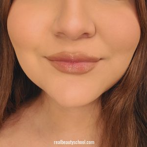 How to Overline Lips to get NATURAL-looking Fuller, Juicy Lips - Real ...
