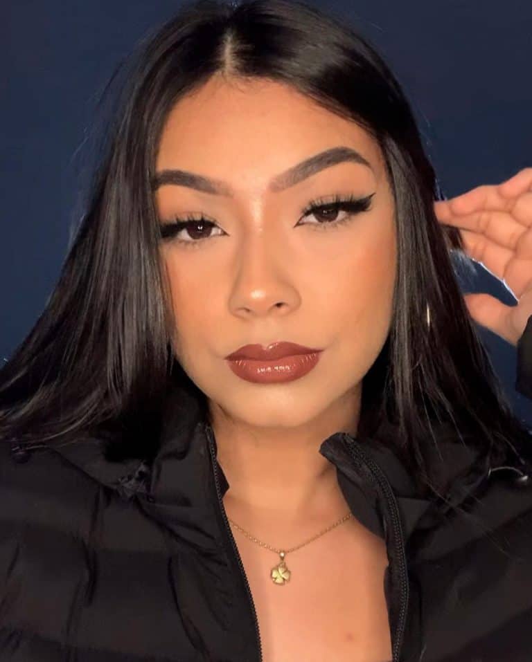 10 Essential Tips to Nail the "Baddie Makeup Look" - Real Beauty School