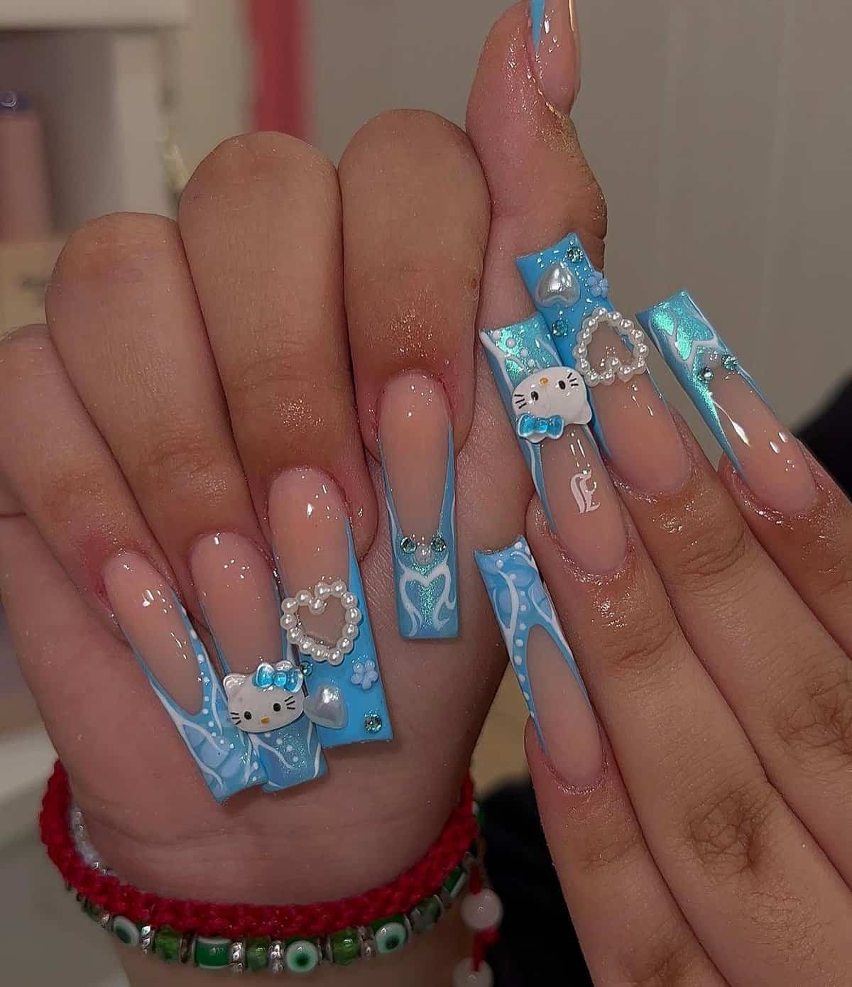 25 Gorgeous Hello Kitty Nail Designs to recreate for your next Nails ...