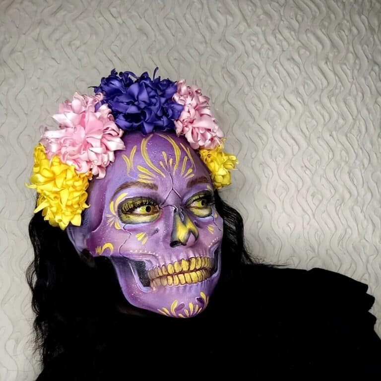 27 Best Skull Makeup Ideas (Sugar skull & Skeleton) - Real Beauty School