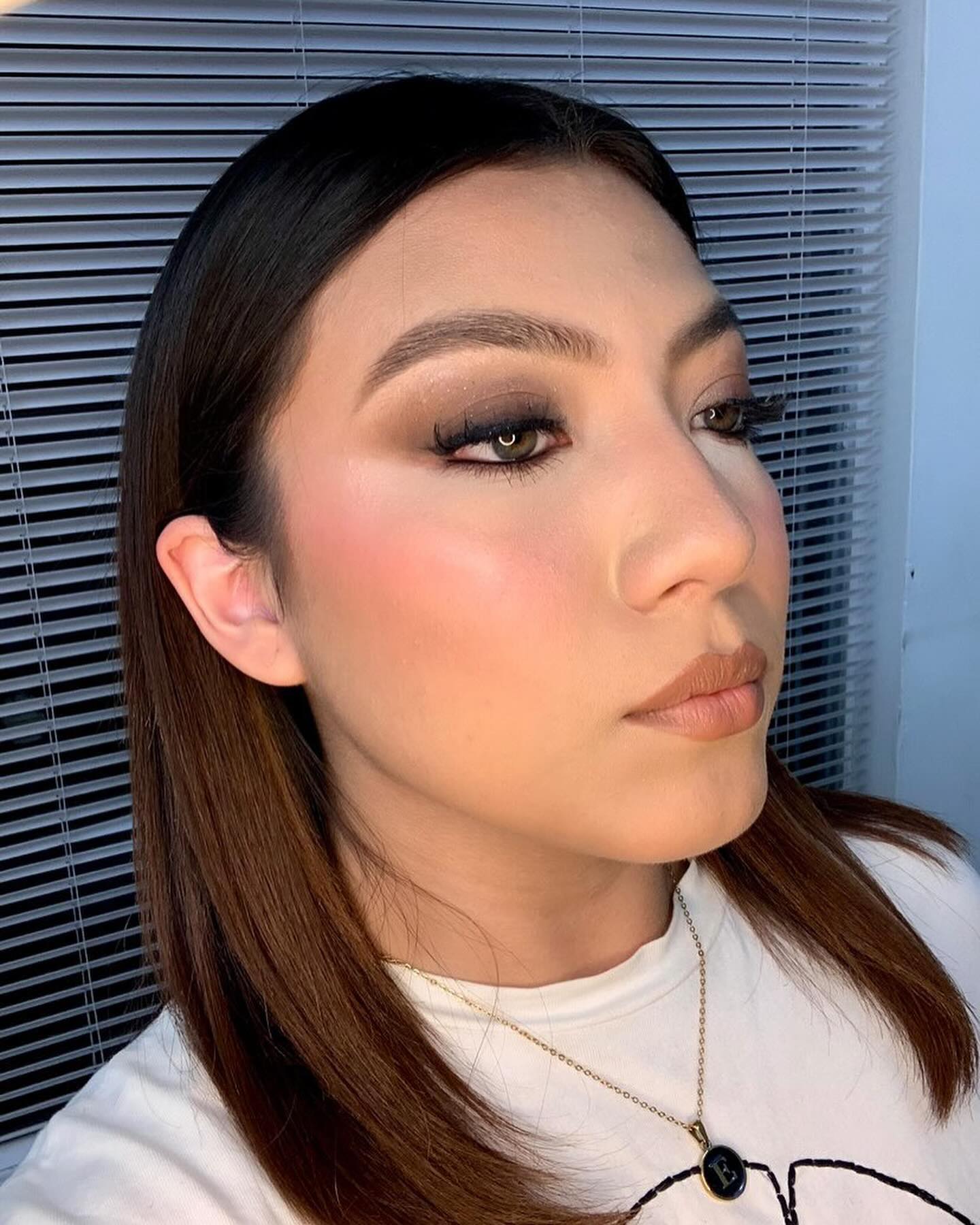 Glam Makeup Looks: Ideas & tips to get the classy glam look like a pro ...