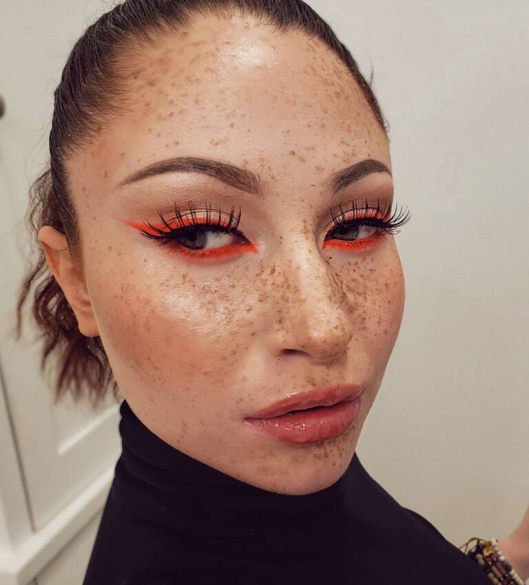 Cute Makeup Ideas with Freckles: Tips & How to Fake freckles - Real ...