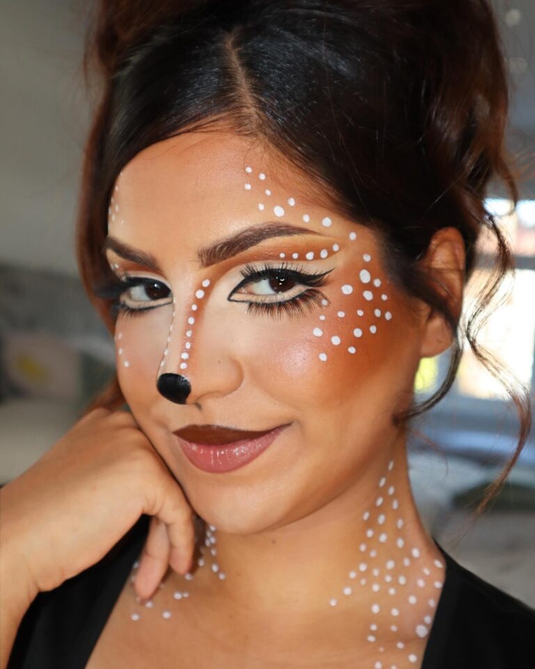10 Stunning Reindeer Makeup Ideas to Try This Holiday Season - Real ...